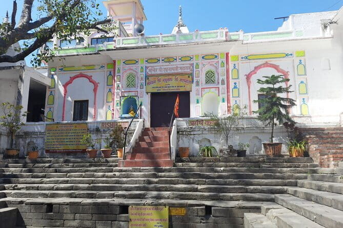 Walking Tour Rishikesh with Ganga Aarti at Triveni Ghat - Exploring the Itinerary in Detail