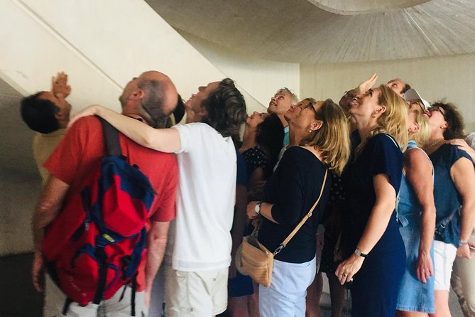 Walking Tour Through the Old Town With a Dutch-Speaking City Guide - Reviews and Traveler Feedback