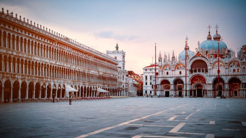 Walking Tour to Uncover the Hidden Venice - Unique Architectural Highlights
