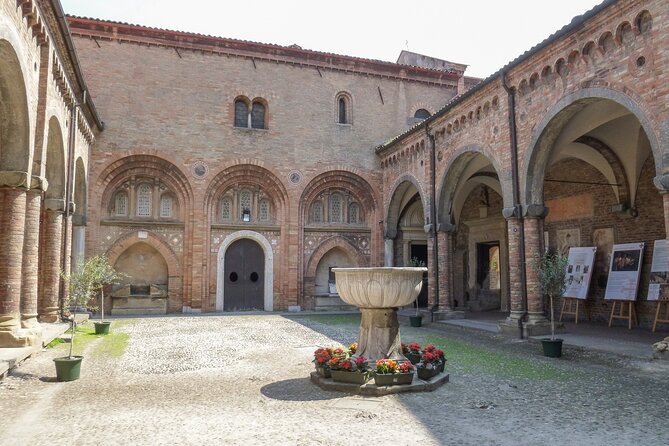 Walking tour unveiling Bologna - The Sum Up