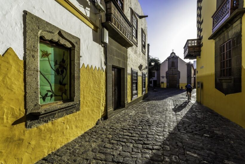 Walking tour Vegueta (old town Las Palmas) - An Overview of Vegueta: From Foundation to Present