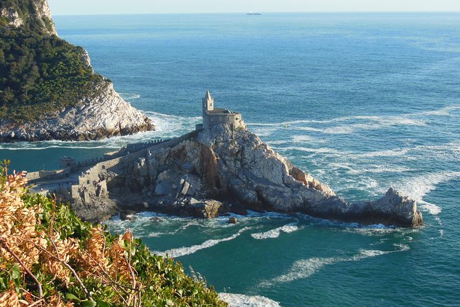 Walking towards Portovenere and the secrets of the ancient olives roman mill - A Closer Look at the Experience