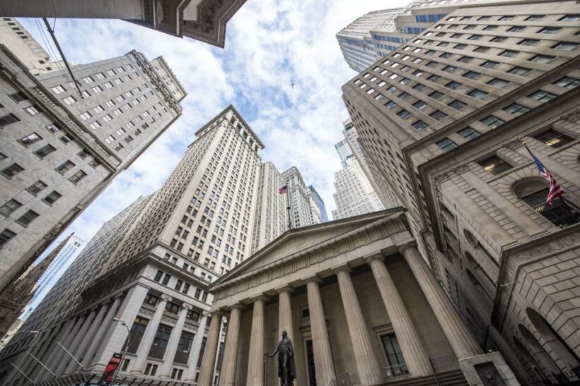 Wall Street Insider Tour with a Finance Professional - Authenticity and Expert Knowledge