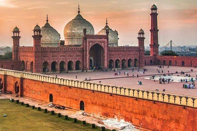 Walled City Tour Lahore - Assessing the Value