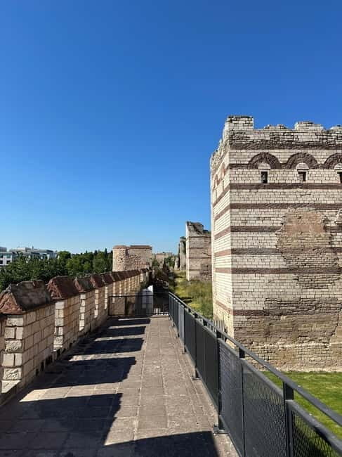 Walls of Contantinople and Blachernea Palace Tour - Key Points