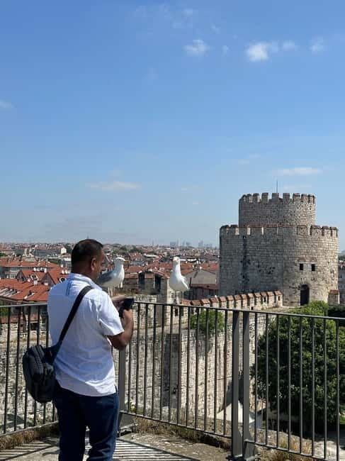 Walls of Contantinople and Blachernea Palace Tour - FAQs