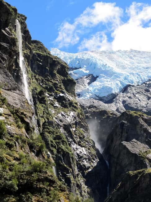 Wanaka: Rob Roy Glacier Guided Hike with Lunch - Who Should Consider This Tour?