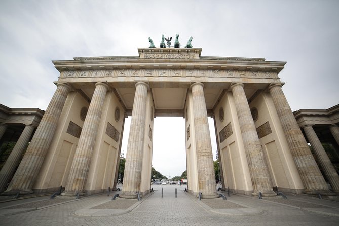 Warnemuende Shore Excursion: Private Berlin Tour - Itinerary and Experience