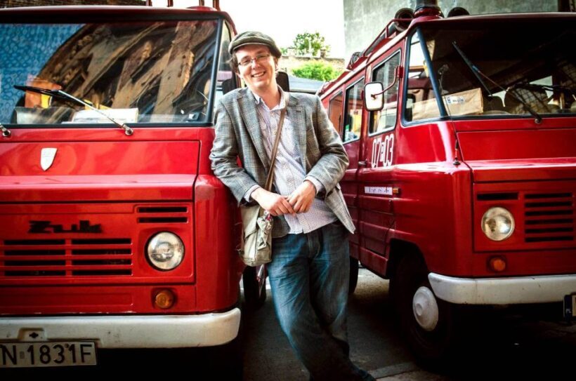 Warsaw: Behind the Scenes City Tour with Hotel Pickup - FAQs