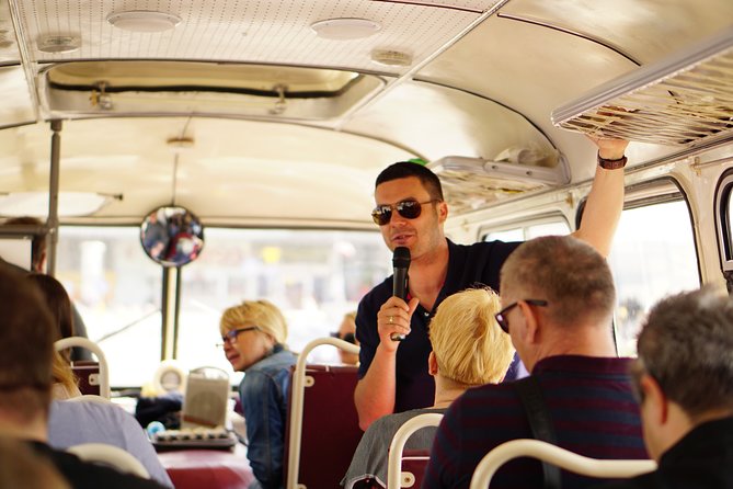 Warsaw City Sightseeing in a Retro Bus for Groups - Itinerary and Stops