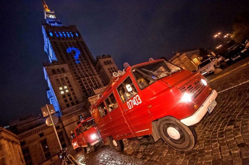 Warsaw: Evening History and Pubs Tour by Retro Minibus - Value for Money and Practical Details