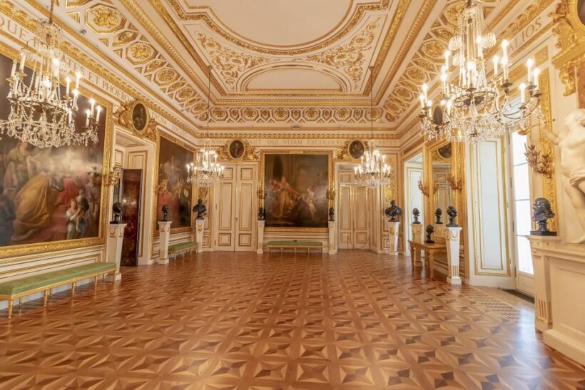 Warsaw Everyday Skip the Line Royal Castle Guided Tour - What to Expect from the Tour