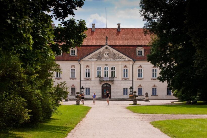 Warsaw: Full-Day Outskirts Private Tour - Who Should Consider This Tour?