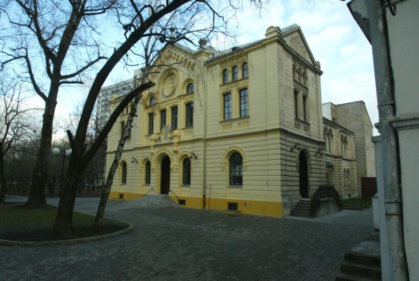 Warsaw: Layover City Tour with Airport Pickup and Drop-Off - FAQ