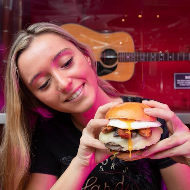 Warsaw: Messi Combo at Hard Rock Cafe with Skip-the-Line - Key Points