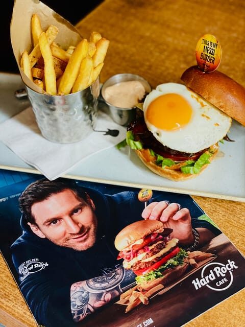 Warsaw: Messi Combo at Hard Rock Cafe with Skip-the-Line - Exploring the Hard Rock Cafe Warsaw Experience