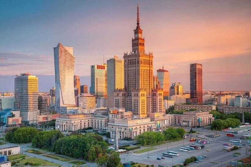 Warsaw : Must-See Walking Tour With A Guide - The Sum Up