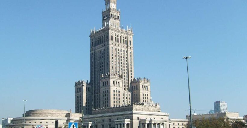 Warsaw: Old Town Highlights Private Walking Tour - Key Points