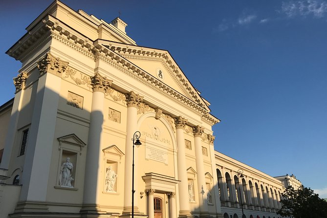 Warsaw Old Town Highlights Walking Tour | Max. 15 People - Guide Expertise and Tour Logistics