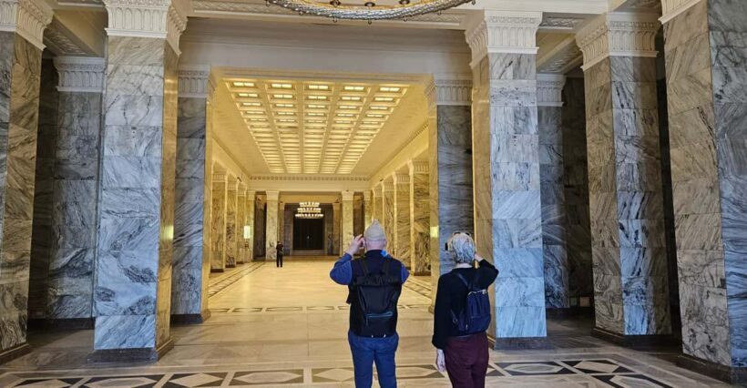 Warsaw: Palace of Culture and Science Guided Tour - What Past Travelers Say