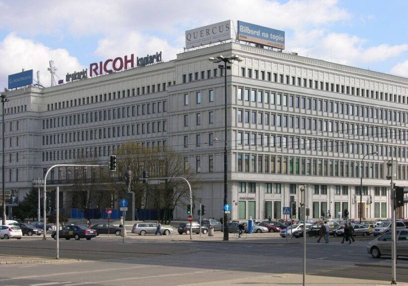 Warsaw: Palace of Culture & Warsaw City Center Private Tour - Analyzing the Experience and Its Drawbacks