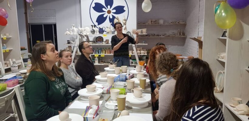 Warsaw: Pottery Decorating Ceramic Workshop - A Closer Look at the Warsaw Pottery Workshop