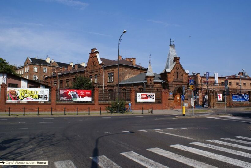 Warsaw: Praga District Tour with Vodka Museum and Tasting - An In-Depth Look at the Tour Experience