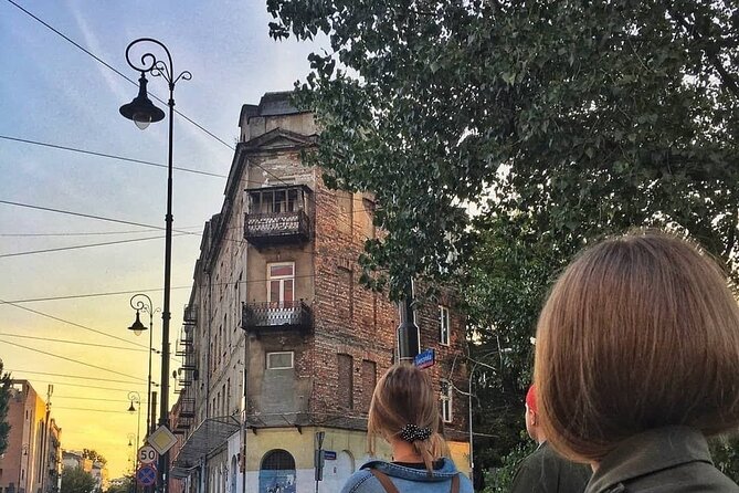 Warsaw Praga: Locals-Only Neighborhood - Exploring Jewish History in Praga