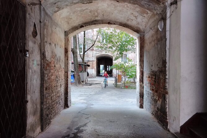 Warsaw Praga: Locals-Only Neighborhood - Frequently Asked Questions