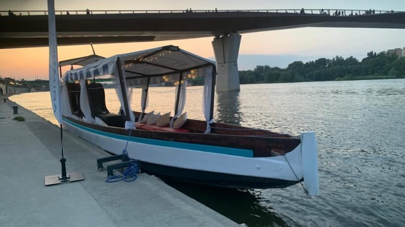 Warsaw: Scenic Cruise by Gondola on the Vistula River - Experience Overview: What to Expect