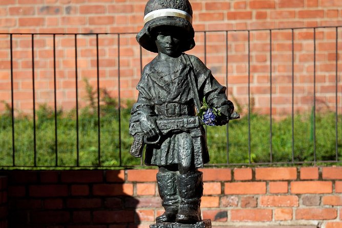 Warsaw Small-Group Historical Tour Review - Group Dynamics and Flexibility