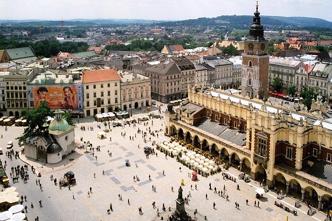 Warsaw to Auschwitz and Krakow Old Town Full-Day Trip by Car - Transportation and Timing