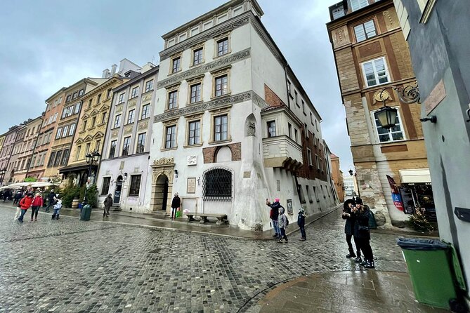 Warsaw's Old Town A Self-Guided Audio Tour - FAQ