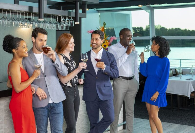 Washington DC: Christmas Eve Gourmet Brunch or Dinner Cruise - The Views and the Setting