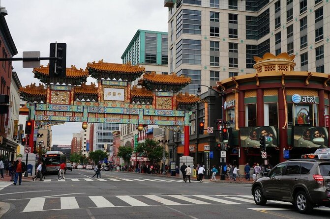 Washington DC Delicious Donut Adventure by Underground Donut Tour - The guides and tour logistics