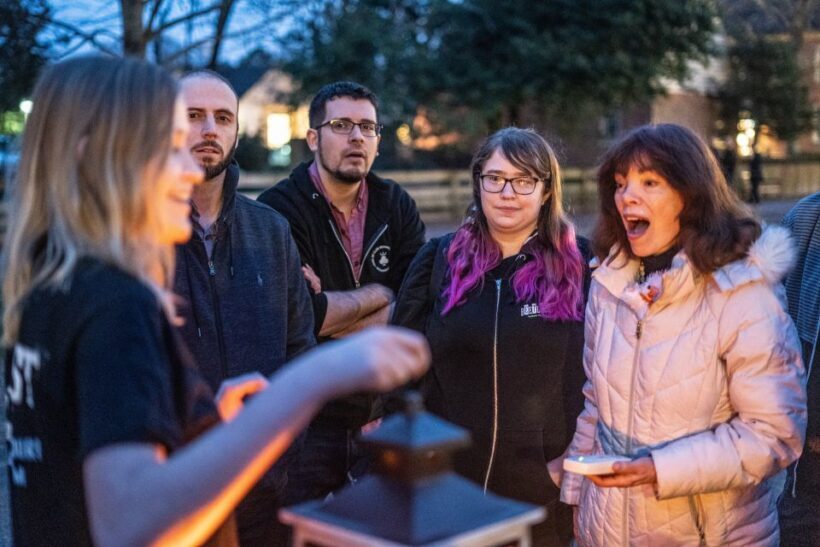 Washington DC: Ghosts Boos and Booze Haunted Pub Crawl - FAQ
