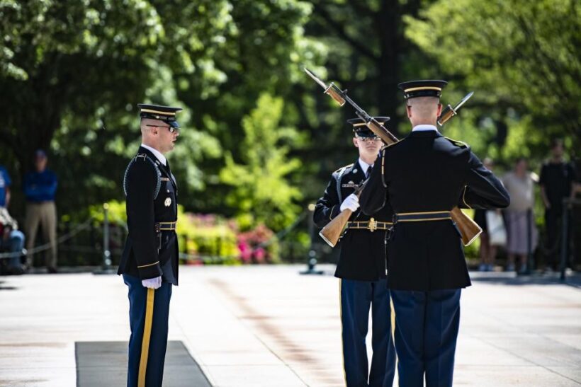 Washington DC: Private Tour with Luxury Vehicle - Why Choose This Tour?