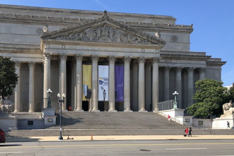 Washington DC: Sightseeing Tour with Potomac River Cruise - A Complete and Practical Look at the Tour