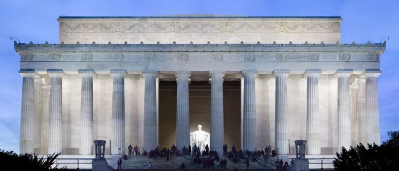 Washington DC: Small-Group 3-Hour Night Tour - The Guide’s Role: Knowledge & Personal Touch