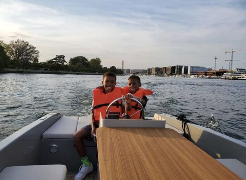 Washington DC: The Wharf Self-Driven Boat Tour with Map - What Makes This Tour Stand Out?