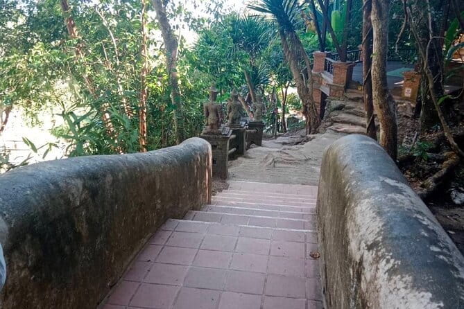 Wat Doi Suthep And Wat Pha Lat Evening Tour - The Sum Up