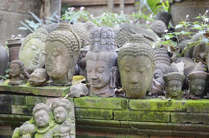 Wat Prathad DoiSuthep Sunrise+Giving alms to the monks Private Tour - A Deep Dive into the Experience