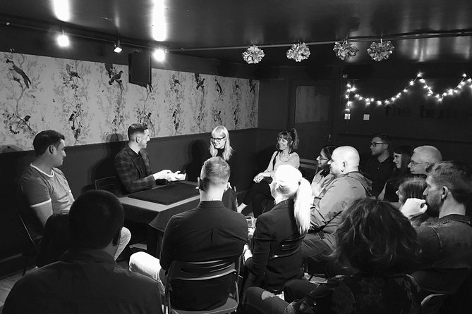 Watch Closely - An Evening of Magic - Intimate Atmosphere and the Magical Experience