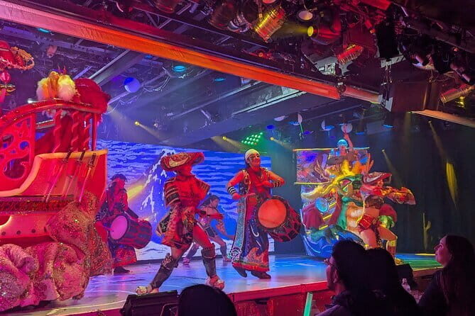 Watch Samurai themed Entertainment show in Shinjuku - Who Should Consider This Tour