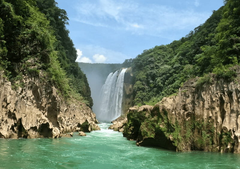 Water adventure: Tamul waterfall and Water Cave cenote. - Authenticity and Value