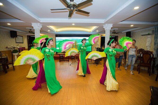 Water Puppet Show and Dinner On Indochina Queen/ Junk - FAQs About the Water Puppet Show and Dinner Cruise