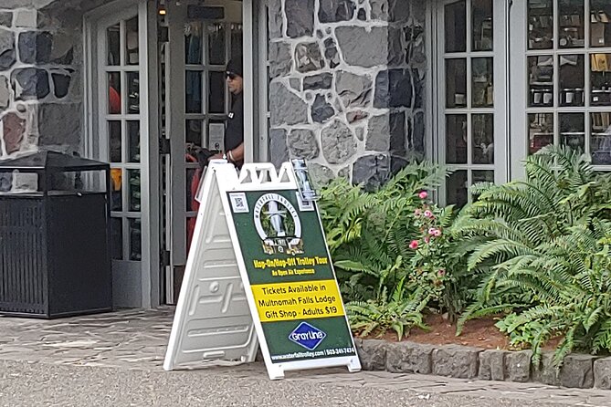 Waterfall Hop-On Hop-Off Trolley Tour Multnomah Falls Day Pass - Tips for an Enjoyable Tour