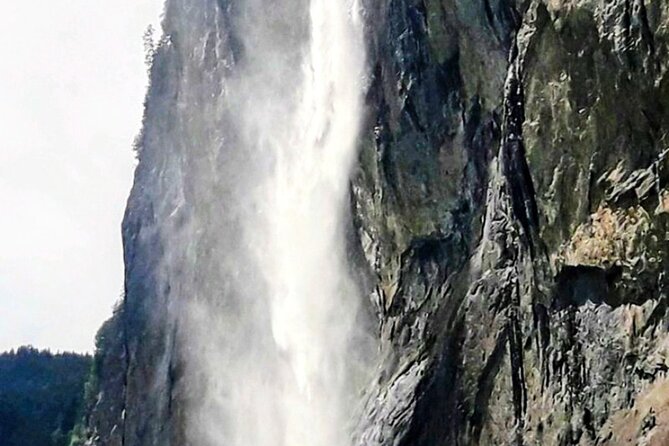 Waterfall Lauterbrunnen CLOY Pier Iseltwald Interlaken Private - Based on Reviews
