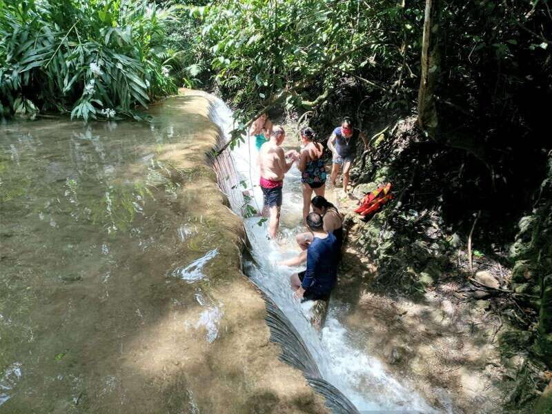Waterfalls in Huatulco "Tradition and fun in the Sierra". - Key Points