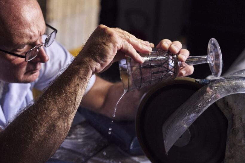 Waterford: House of Waterford Factory Tour - Watching Skilled Artisans at Work